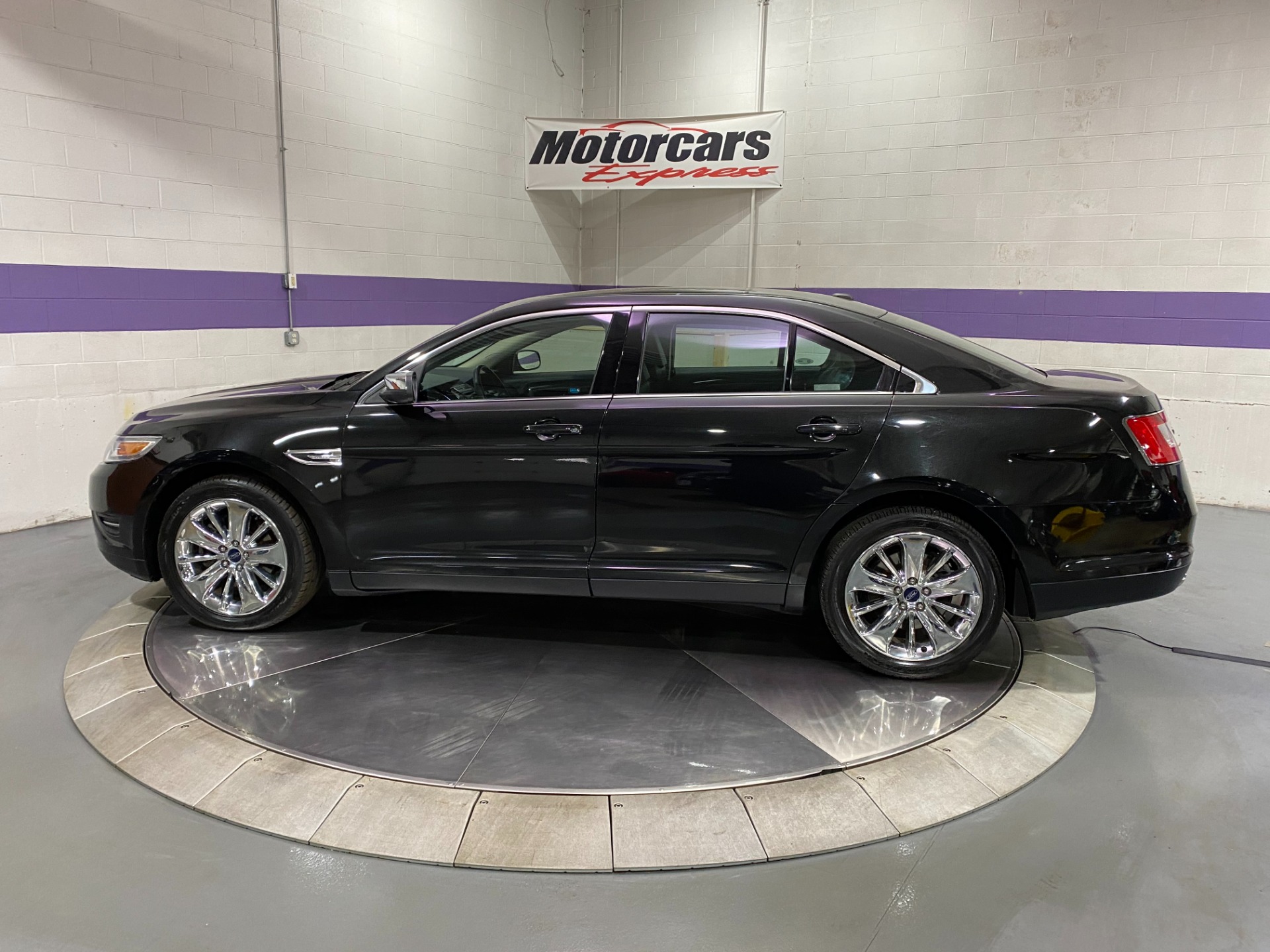 2011 Ford Taurus Limited FWD Stock # MCE1042 for sale near Alsip, IL ...