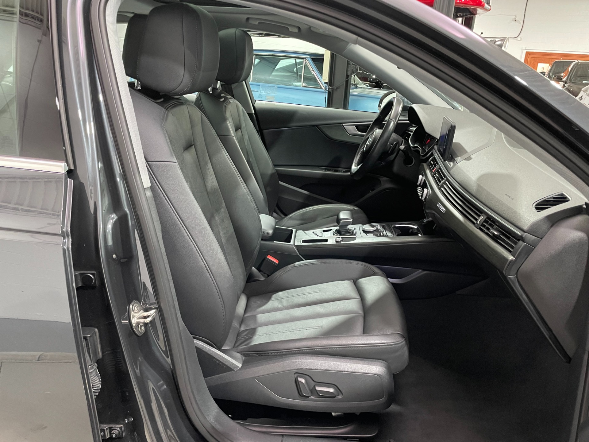 Audi A4 2005 Maroon