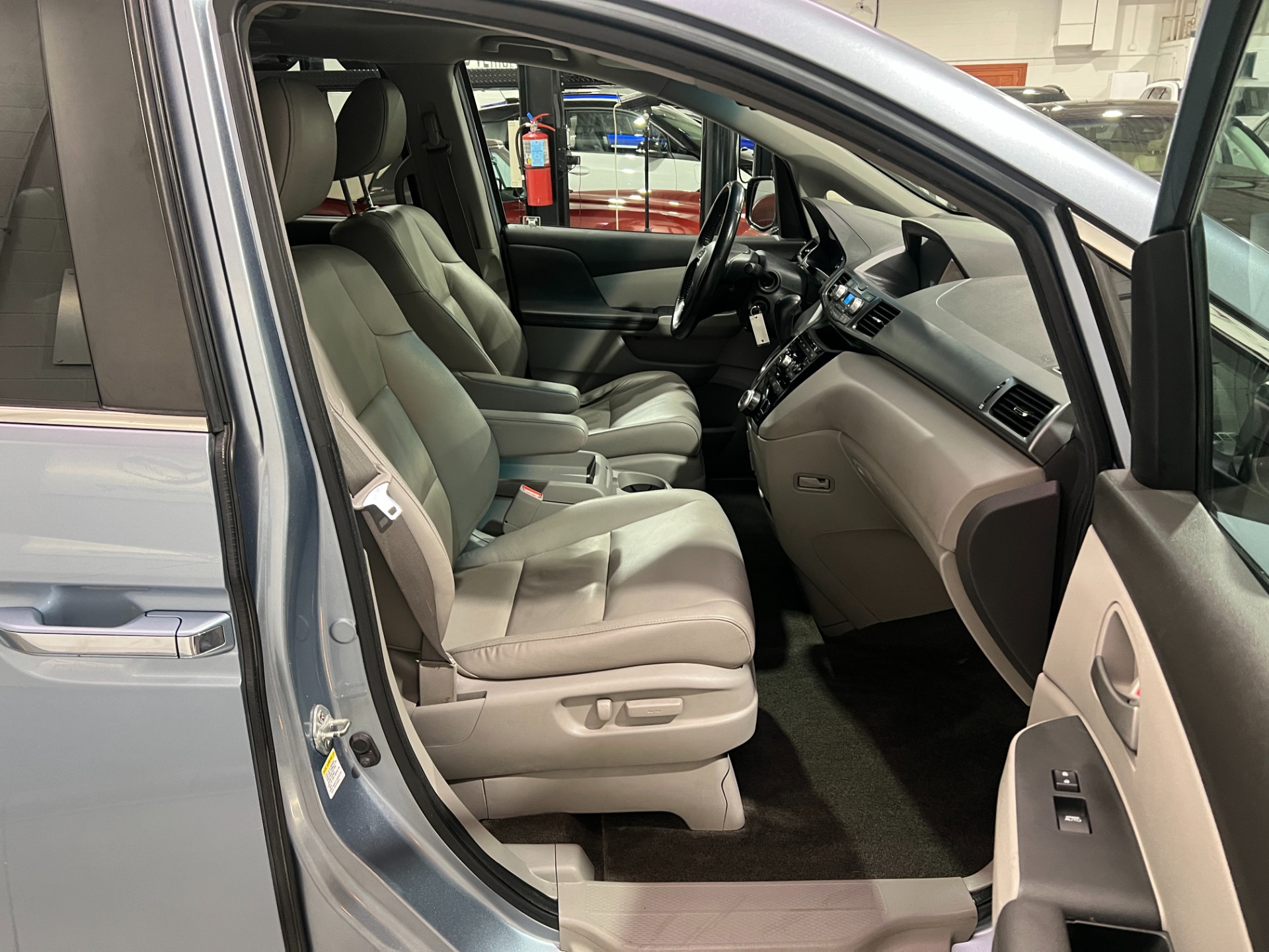 2011 Honda Odyssey Ex Interior