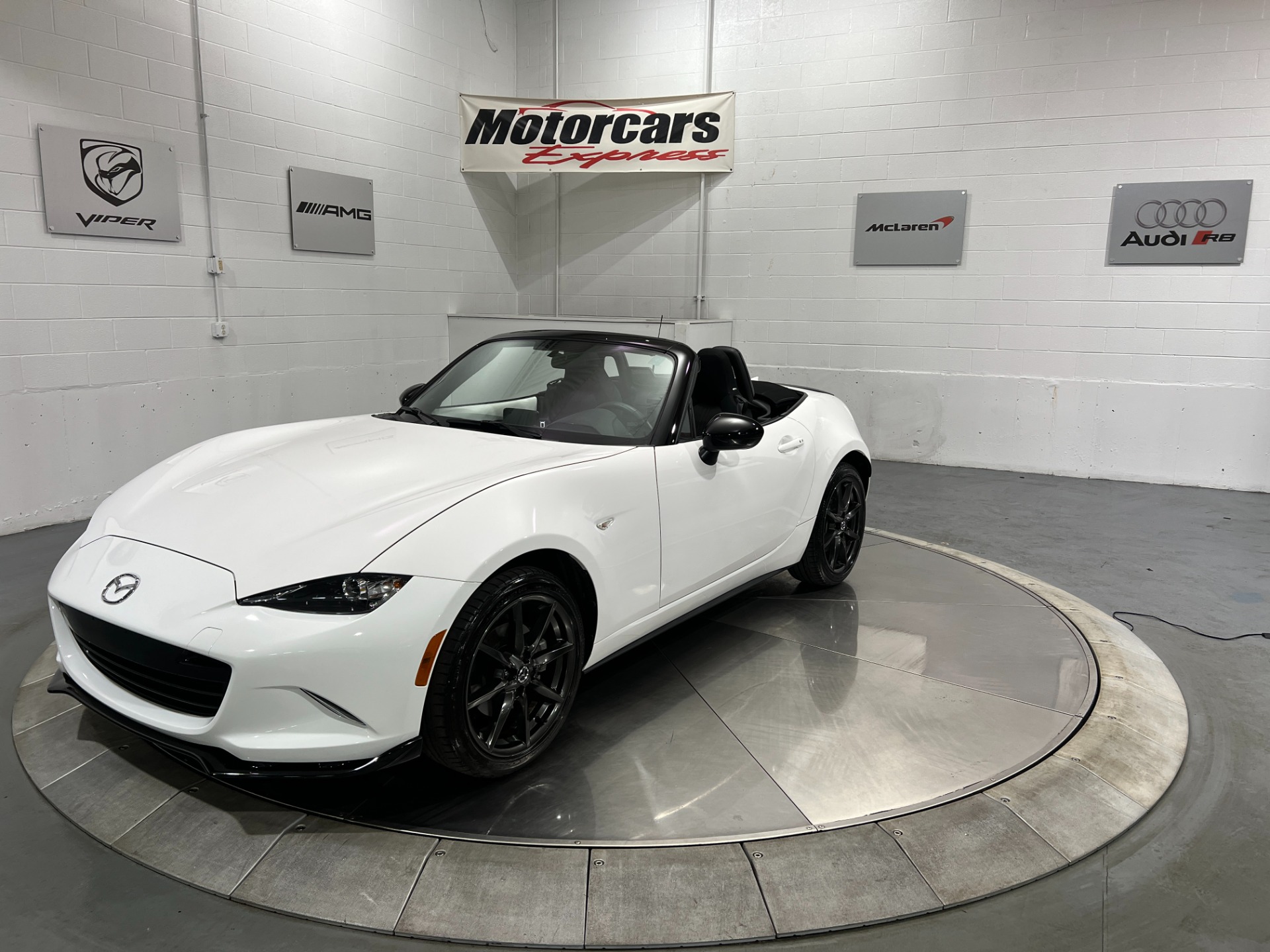 Used 2017 Mazda MX-5 Miata Club Convertible RWD For Sale (Sold ...