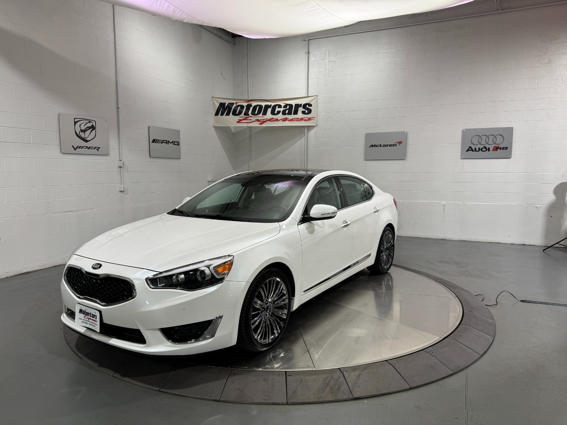 2014 Kia Cadenza For Sale