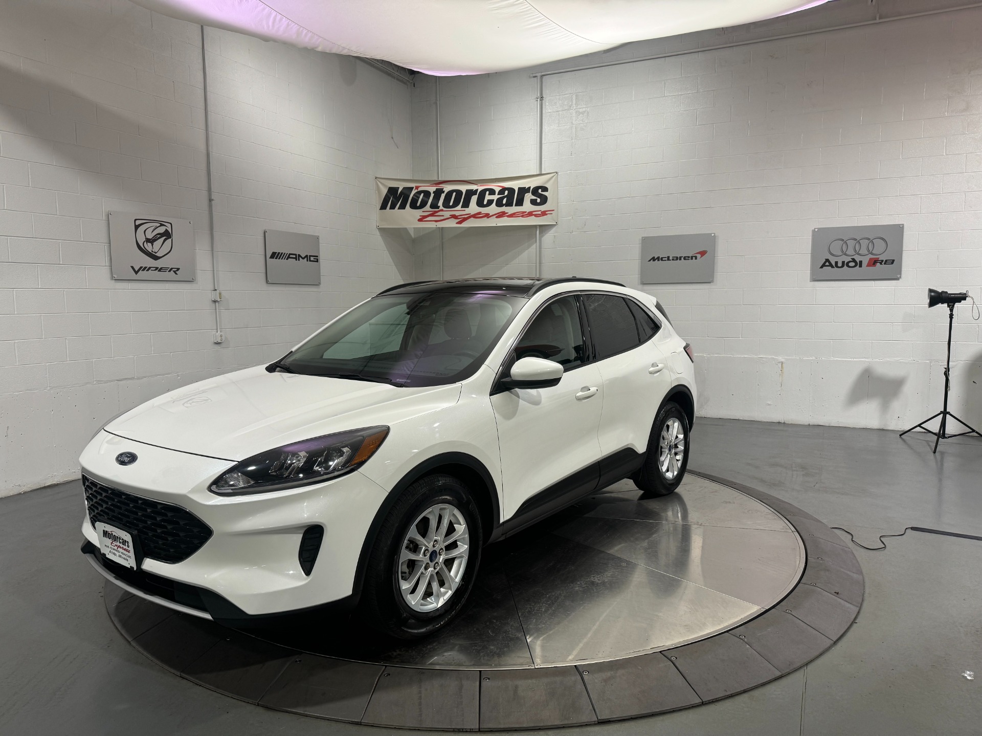 Used 2020 Ford Escape SE FWD For Sale (Sold) | Motorcars Express Stock ...