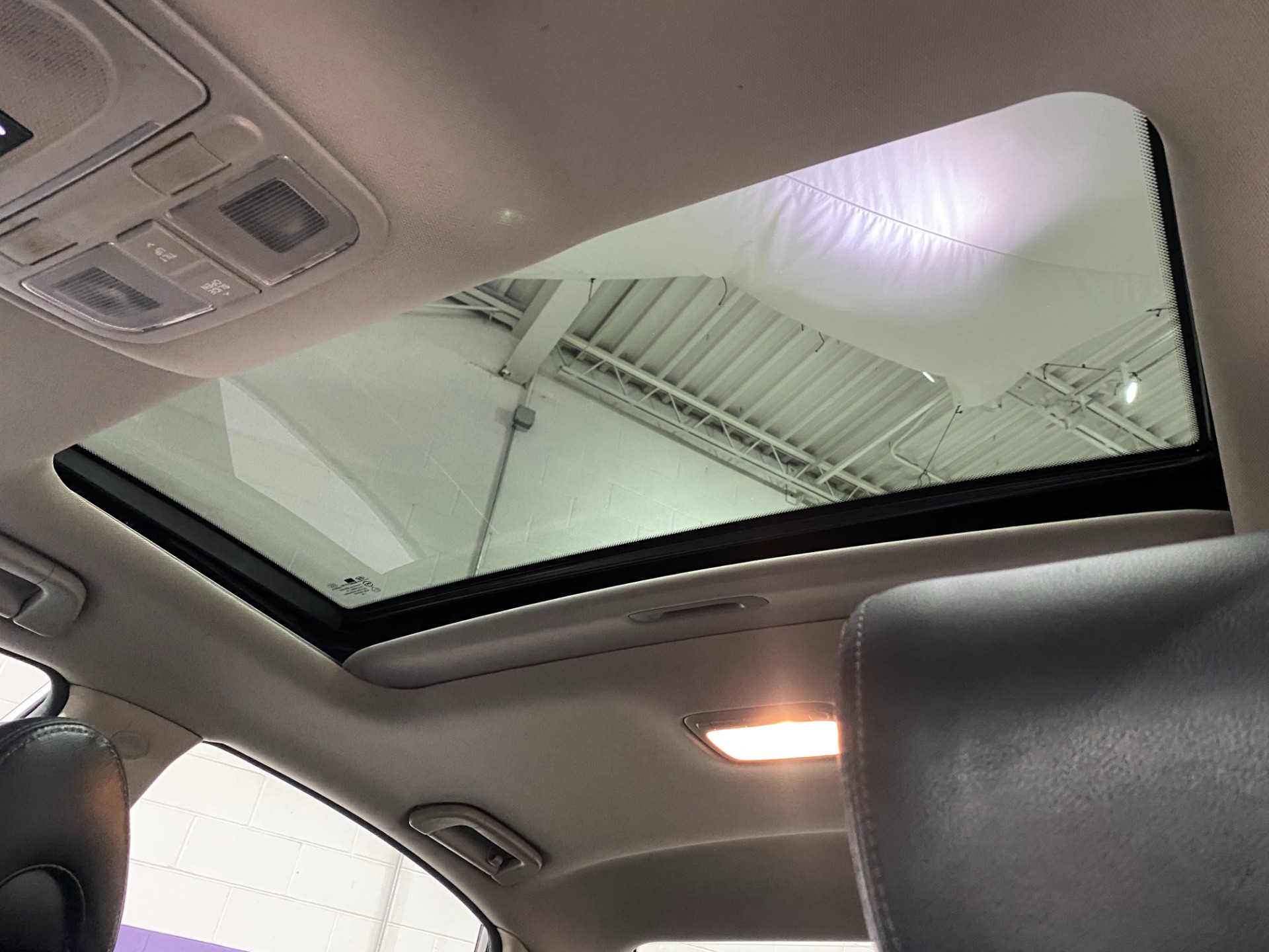 Have A 2009 Hyundai Elantra Gls Sunroof